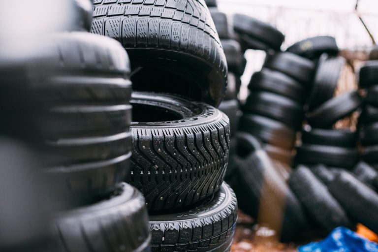 Guide to Motorhome Tires: Selection, Maintenance, and Safety Tips ...